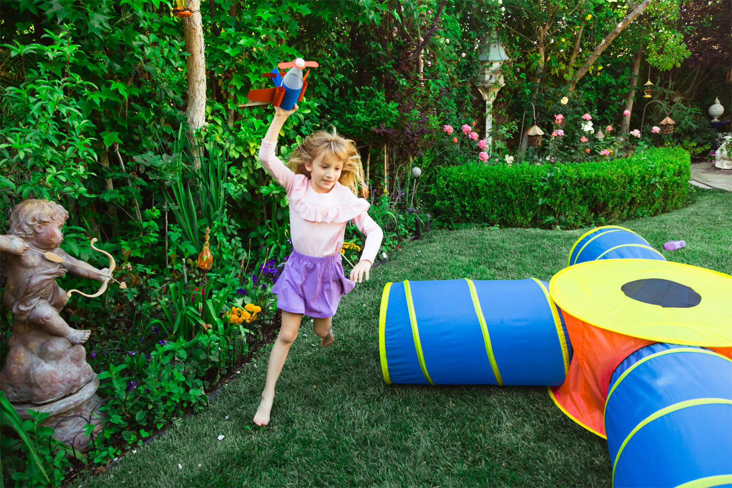 DIY Airplanes - Tunnels of Fun Junction! - Playfully